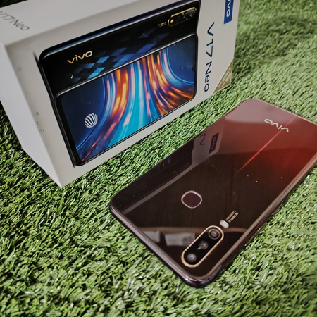Vivo V17 sotiladi
