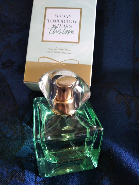 Шикарный аромат от Avon