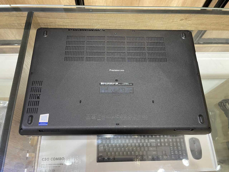 DELL Precision Intel Core i7-8850H озу16гб 256ssd Nvidio Quadro P600