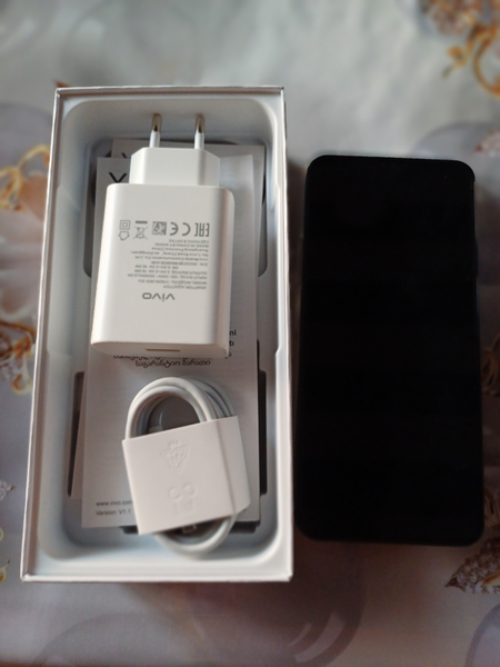 Vivo y 17s состояние абсолютно новое