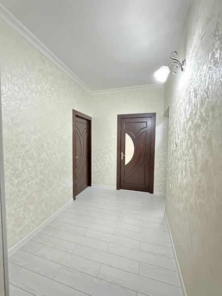 Продается 2/3/9 квартира общий коридор. Метро минор