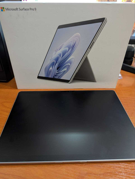 Surface Pro 9 Wi-Fi/Intel i5 8GB 256GB Sapphire с клавиатурой