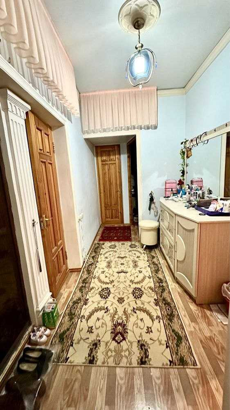 (К127469) Продается 2-х комнатная квартира в Шайхантахурском районе.