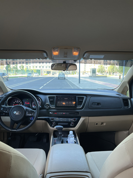 Kia Carnival Grand Dubai Edition 2019