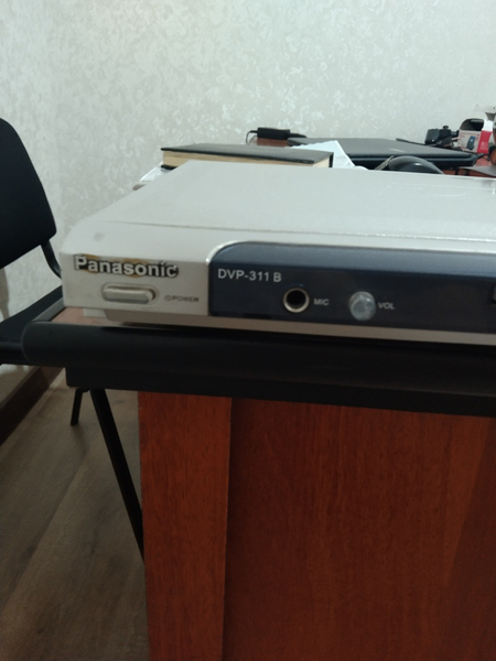 Продается DVD player в отличном состоянии