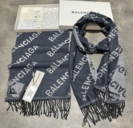 Шарфы Balenciaga