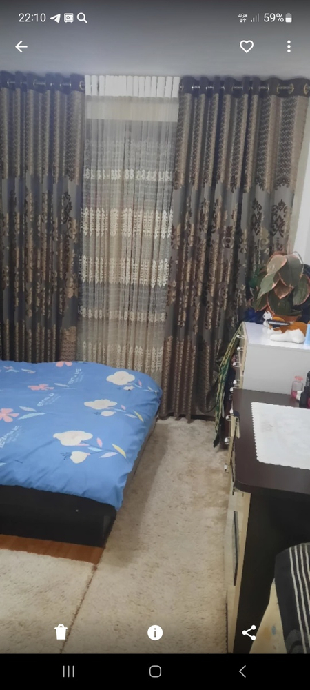 Квартира сотилади 3 хонали пишган гиштли дом.