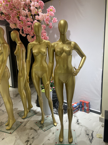 maniken maniken maneken