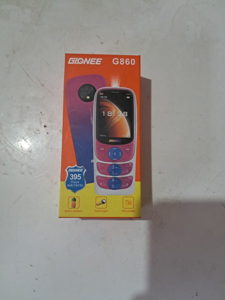 Telefon GIONEE G890
