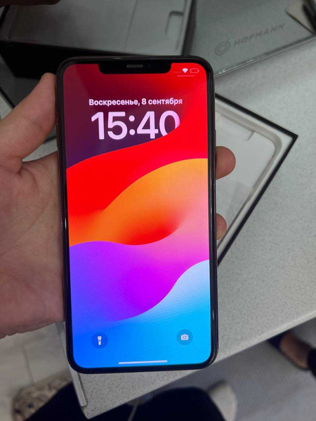 iPhone 11 pro max сотилади!