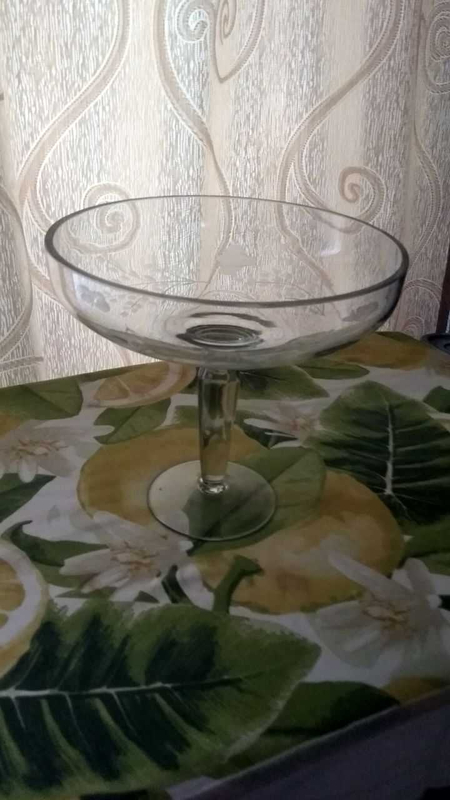 Ваза для фруктов (фруктовница)
