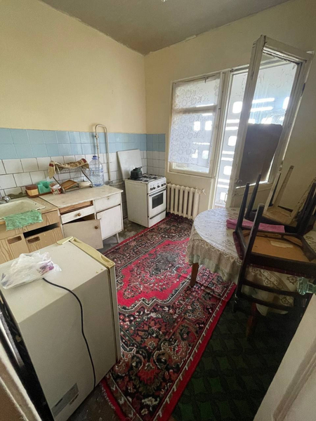 Срочно продаётся Чиланзар 8 2/9/9. Общая площадь 60кв.м.