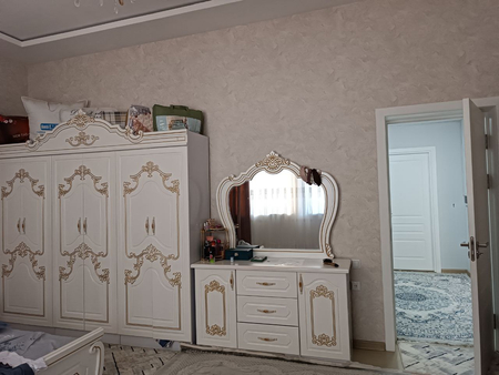 Ширибомда уй сотилади