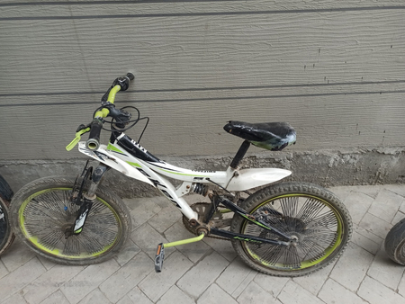 Velosiped sotiladi skorost va tormoz sistemalarini tuzatib olish kerak