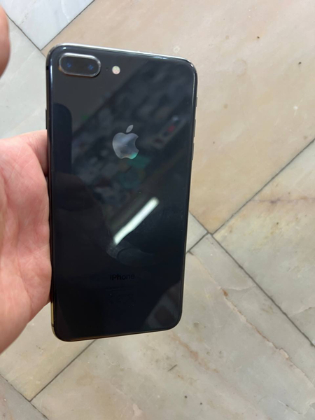 Inhone 8 plus sotiladi holati idial 74 yomkist