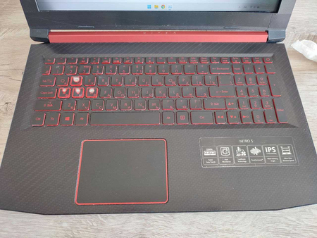 Acer nitro 5 AN 515-52 i7-8750h 1050ti