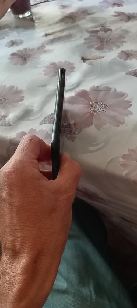 HUAEWI 6p  sotiladi srochna