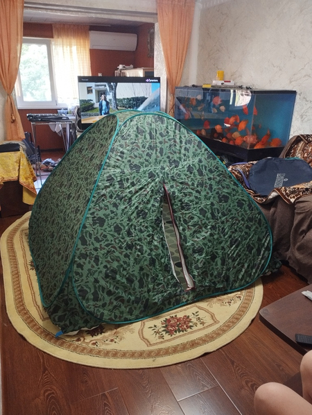Палатка для отдыха и рыбалки