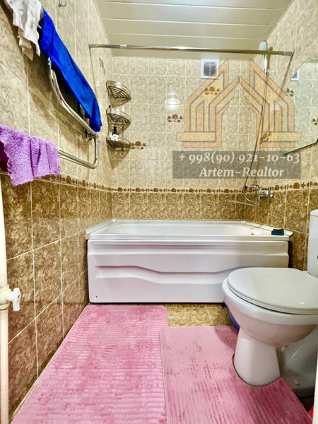 Буюк Ипак Йюли метро , 2/2/4 , кирпич , 2*6 балкон , 78 000 у.е