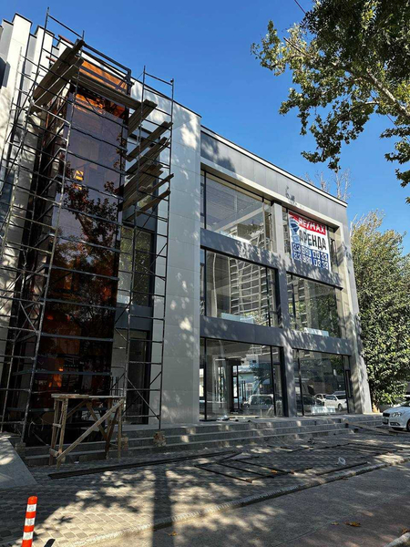 Аренда Срочно Отдельно строящая здания 1400m2