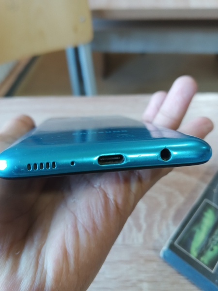 Samsung M21, отличный