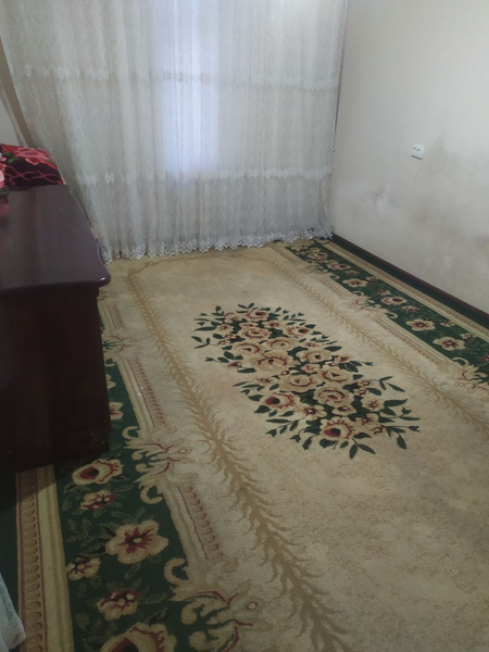 Chilonzor 25da 2 xonali o'zimniki uzoq muddatga ijaraga beraman. Oilag