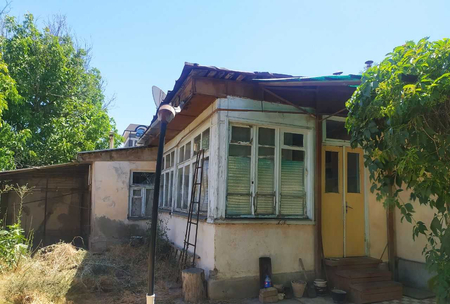 Продам участок 4 сотки. Юнусабад (Бодамзар)         (Ди140817)