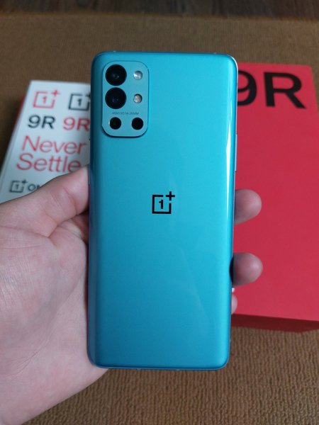 OnePlus 9R 8/256gb