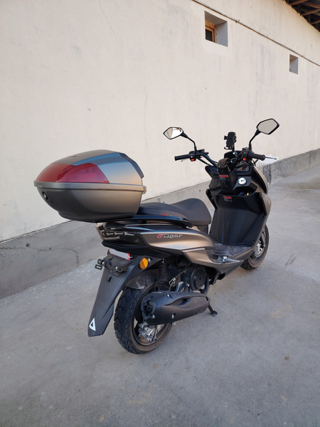 Skuter GTiger. 2024, 2500km yurdi, aybi yo\\\'q.