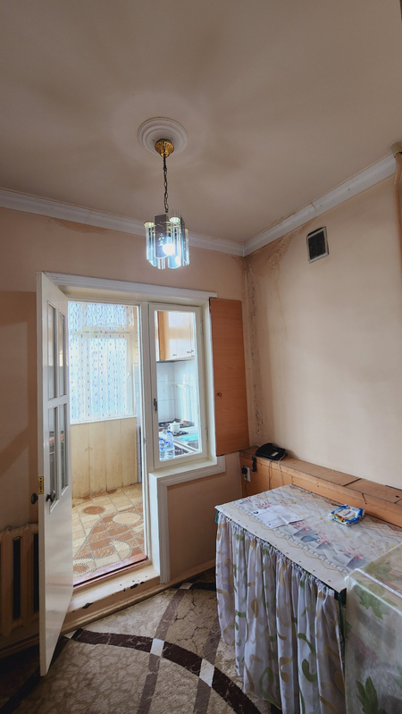 Продаётся Алгаритм  30 кв 13 дом 4 комнатная