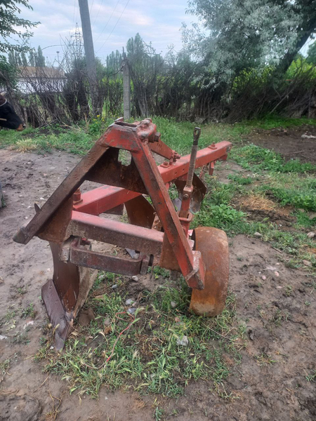 Плуг сотилади холати аьло