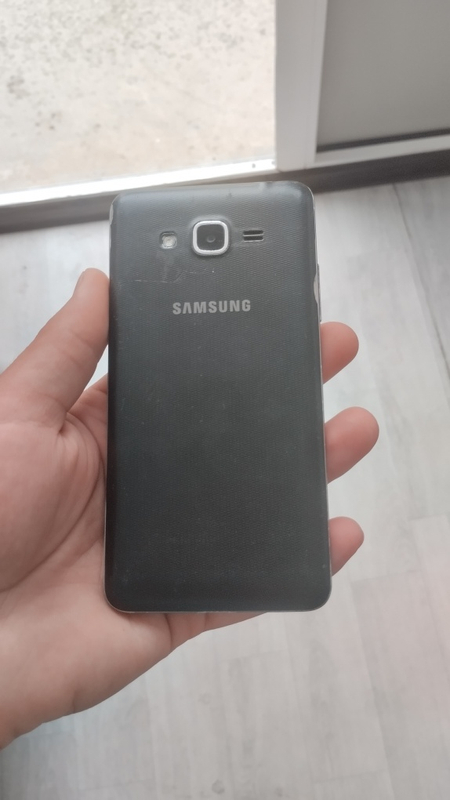 Samsung j2 prime chotki ishliydi sensorlari ishlaydi aybi rasmda