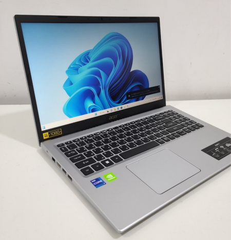 Ideal holatda Acer Aspire Core i3 - N305 13- avlod. Dasturlash uchun