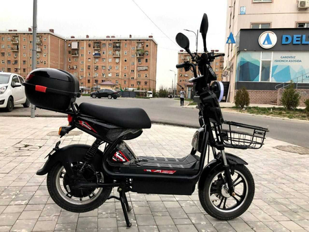 Zamonaviy Skuter Sotiladi