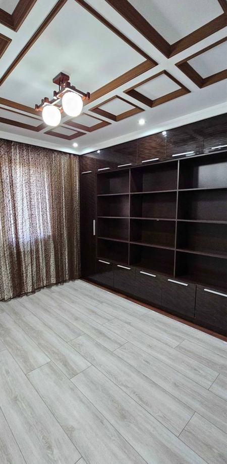 Продам квартиру 4/4/5 на Ферузе