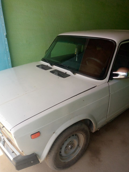 Mashina kafolat bilan.