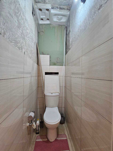 Срочно продам 3х ком квартиру на Куйлюке 1 ор-р Гостиница HAYOT
