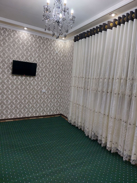 Голубой. Экран Ижара