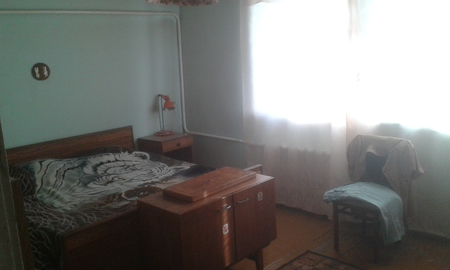 Продаётся котедж 2 этажа, участок 16 соток кадастр .