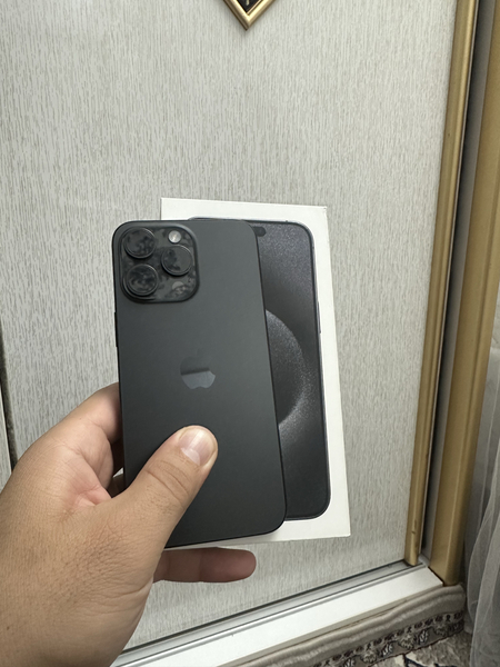 Iphone 15 pro max Amerika LL/A esim