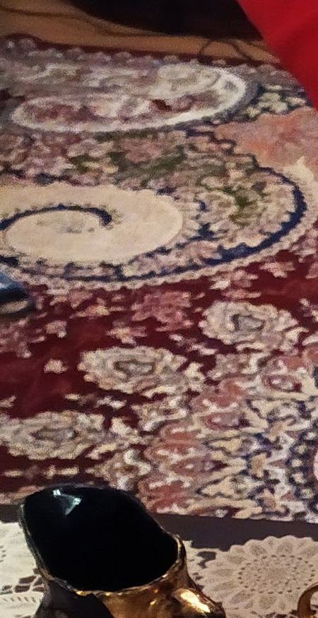Ковёр саг 4*4,5 м в отличном состоянии.