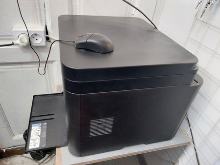 Printer chorni beli sotiladi