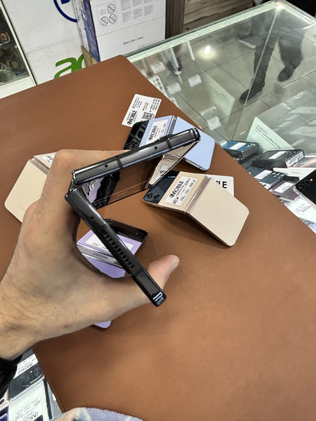 Samsung Z Fold 4 • Nasiya SAVDO Bor • 8/256gb • Orgianl