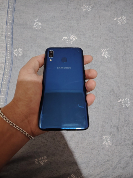 Samsung A10s Sotiladi Holati Ideal tinniq