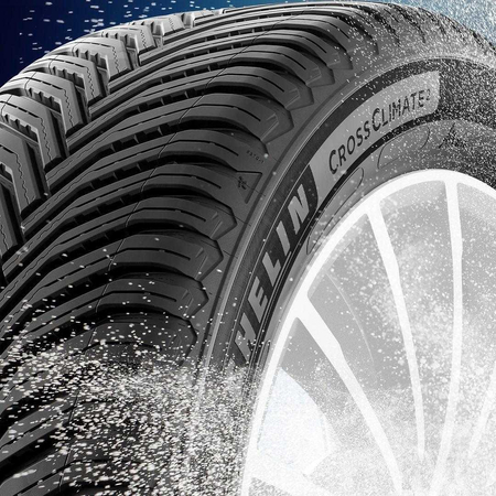 Продаётся Michelin 215/55R17 98W XL CROSSCLIMATE 2