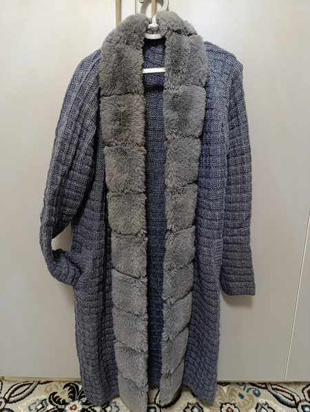Продам кардиган женская
