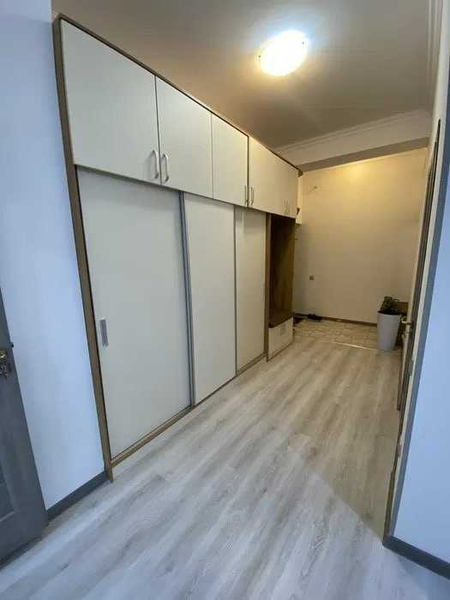 Продам квартиру Мирзо-Улугбекский р-н, Буюк ипак йули Цена Горит#