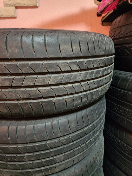 Продается комплект резина Kumho Ecsta 215/55 R17