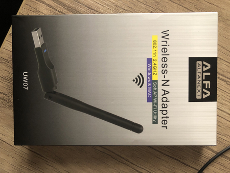 Wifi adapter sotiladi