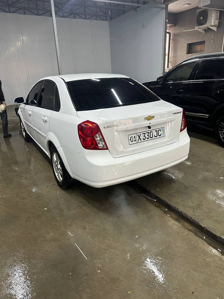 Lacetti 1.8 2010